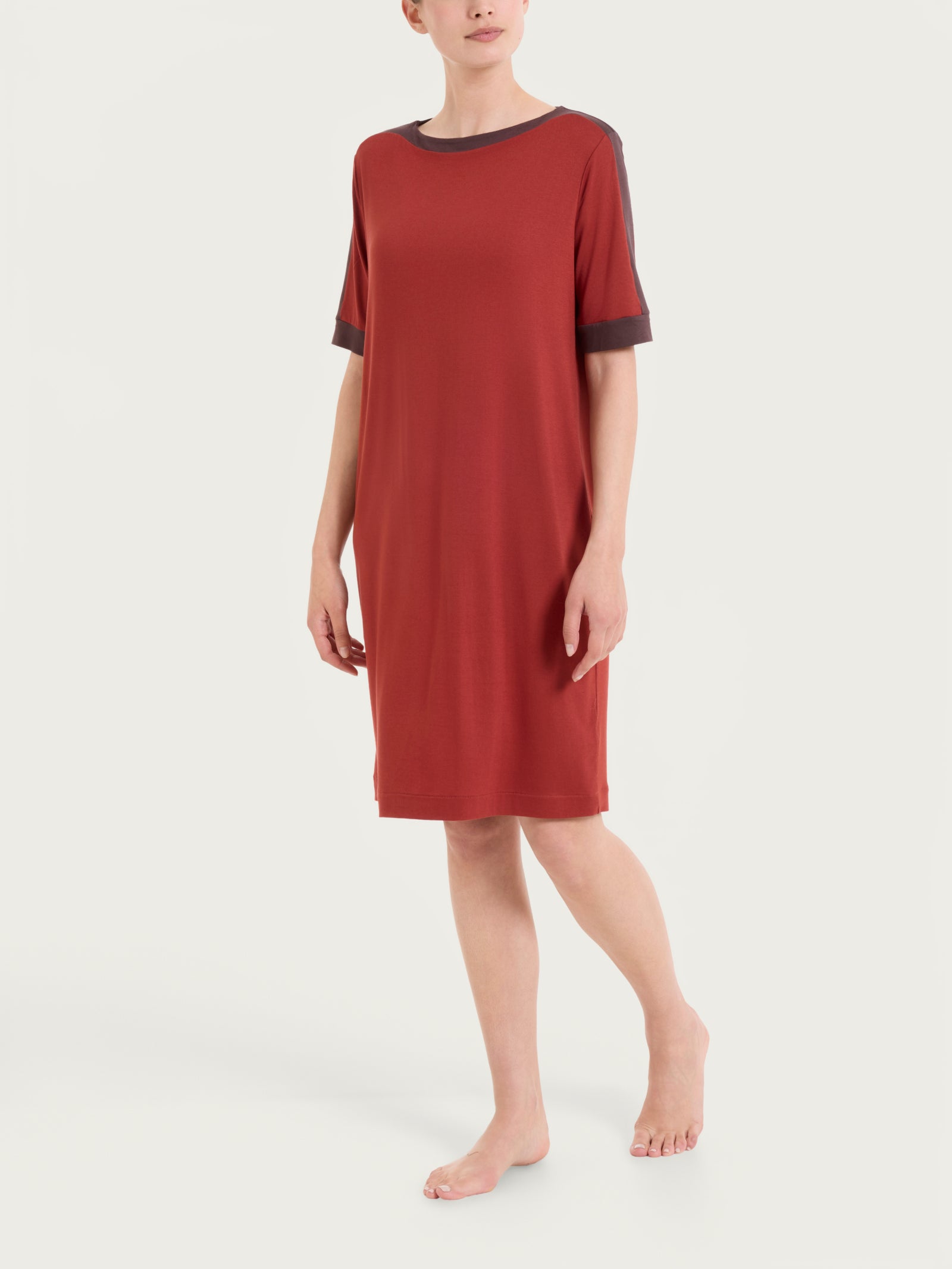 Abito girocolllo tinta unita in Viscosa Summer - Fant. Brandy Snifter ...